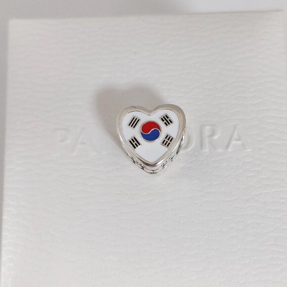 Pandora | Jewelry | Pandora Korea Flag Heart Charm Bead Exclusive ...
